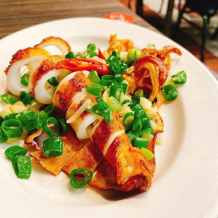 西子灣捷運站美食Top9｜無敵海景、風格老宅、海鮮餐廳 - GOMAJI夠麻吉