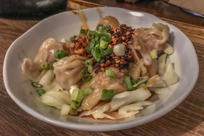 竹南火車站美食推薦｜在地必吃高CP值美食TOP8 - GOMAJI夠麻吉